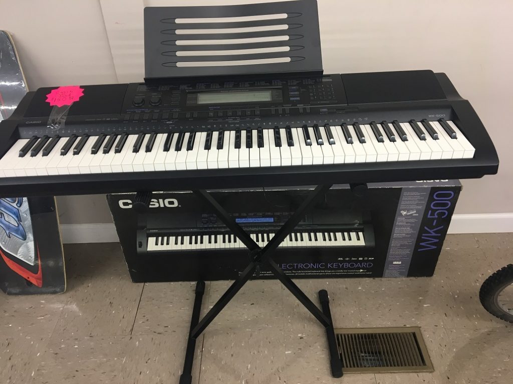 Casio wk-500 Electric Keyboard - Pawn Shops St Louis, Jewelry Sales ...