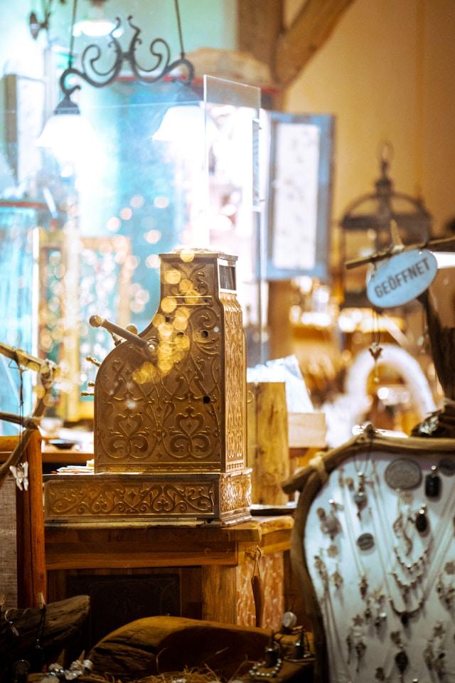 Best Items to Sell a Pawnbroker: Top 10 for Quick Cash - Pawn Shops St ...